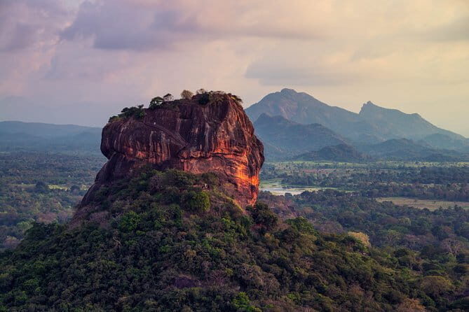 Day-trip Anuradhapura and Thanthirimale - Heritage Tour - Who Would Love This Tour?