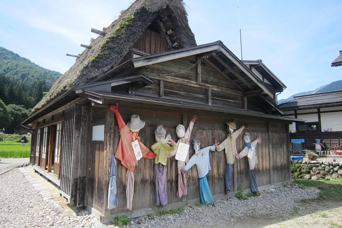 [Day Trip Bus Tour From Kanazawa Station] Weekend Only! World Heritage Shirakawago Day Bus Tour - Free Time Exploration in Shirakawa-go