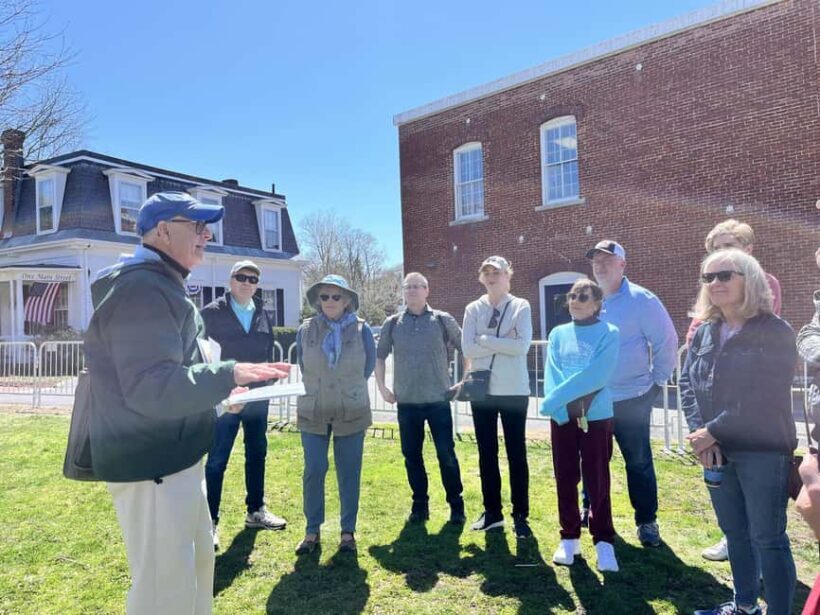 Day Trip from Boston: Historic Walking Tour of Concord, MA - An In-Depth Look at the Concord Revolutionary History Tour