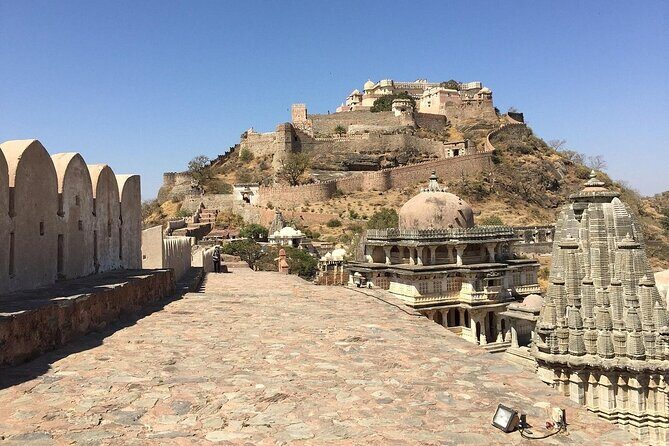 Day Trip from Udaipur to Kumbhalgarh Fort and Ranakpur - An In-Depth Look at the Tour