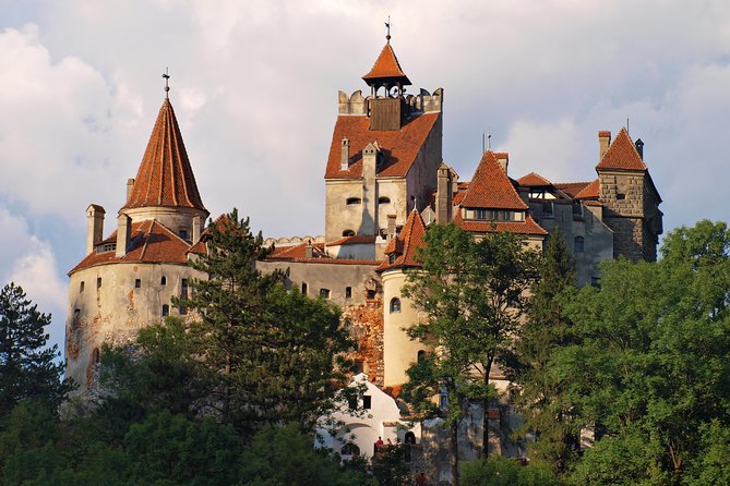 Day Trip Through Brasov in Transylvania and Bran, Peles, and Rasnov Castles - The Practicalities