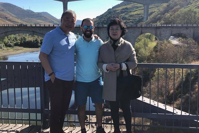 Day Trip Through the Enchanting Douro Valley #DuckSideOfPorto - Exploring Small Villages and Local Delights