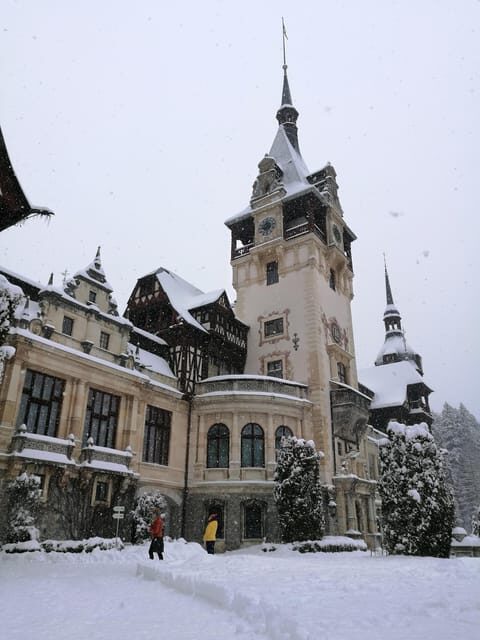Day Trip to Bran Dracula's Castle and Peles Castle - Key Points