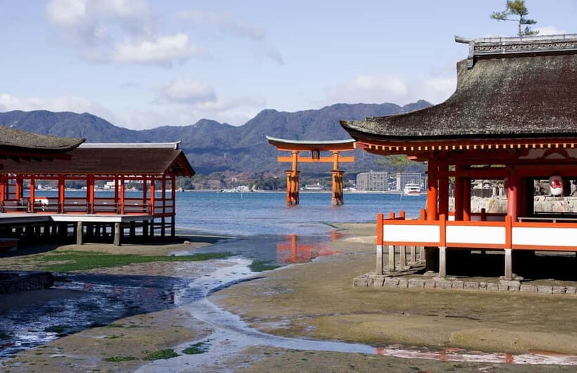 Day Trip to Hiroshima & Miyajima with Itsukushima Shrine - An In-Depth Look at the Tour Itinerary