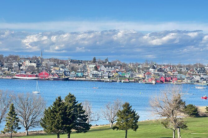Day Trip to Lunenburg, Mahone Bay and Peggy's Cove from Halifax - Transportation and Timing