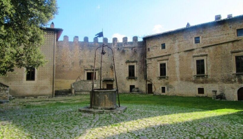 Day Trip to Ninfa's Garden and Sermoneta's Castle from Rome - Ninfa’s Garden: Nature’s Masterpiece