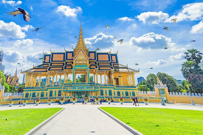 Day Trip to Oudong Mountain and Phnom Penh City Private Tour - The Experience: What Travelers Say