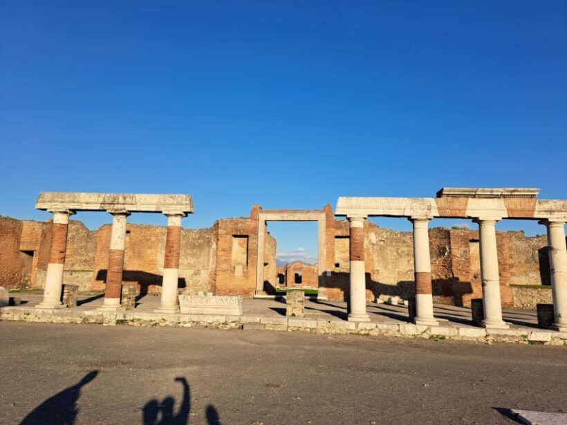Day Trip to Pompeii & Vesuvius from Naples - Exploring the Pompeii Ruins