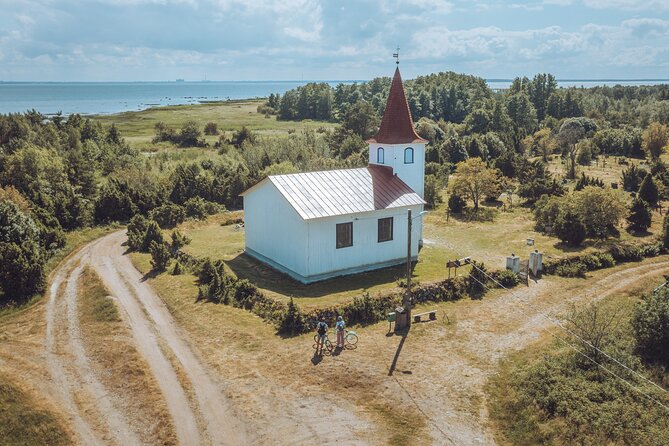 Day Trip to Prangli Island From Tallinn - Visiting the Prangli Island Museum