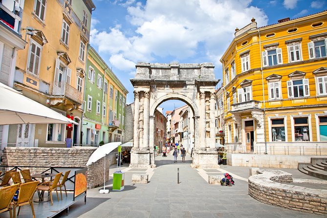 Day Trip to Rovinj and Pula With Lunch From Poreč - Discovering Pula