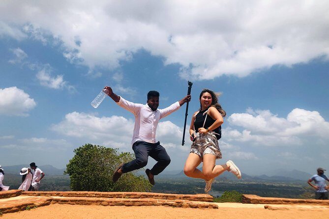 Day Trip To Sigiriya & Dambulla Temple with Free Sri Lankan Lunch - Key Points