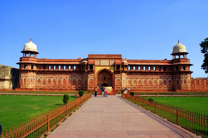 Day Trip to Taj Mahal & Agra Fort from Delhi by Car - FAQs
