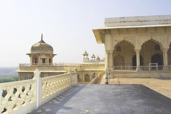 Day trip to Taj Mahal and Agra from Kochi with Return Flights - A Well-Designed Itinerary for a Single Day