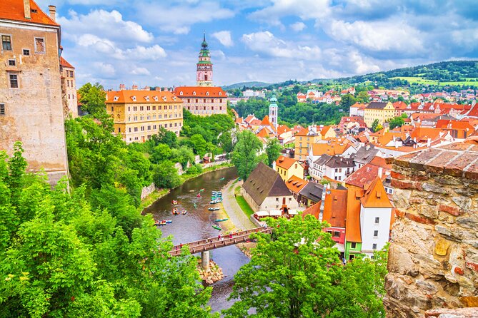 Day Trip to the Fairytale Town of Cesky Krumlov - The Sum Up