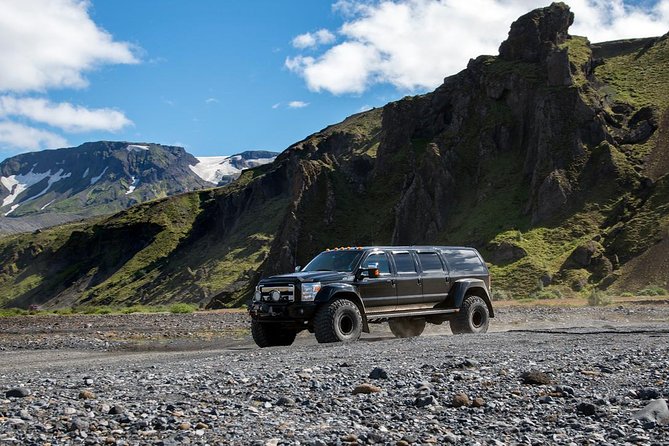 Day Trip to the Hidden Valley of Thor Thorsmork From Reykjavik - Navigating the Rugged Terrain in a 4WD Jeep