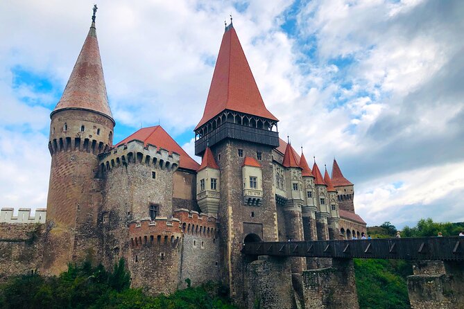 Day Trip to Turda Salt Mine and Corvin Castle from Timisoara - FAQ