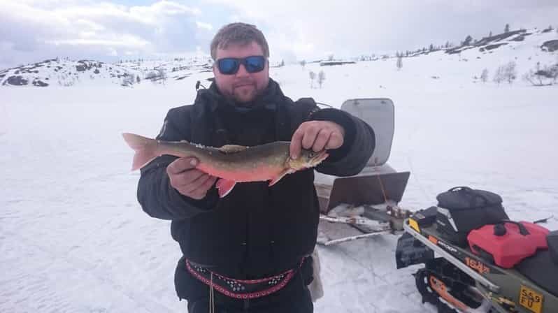Day with a local - a true finnish experience - Ice Fishing: An Ancient Lappish Tradition