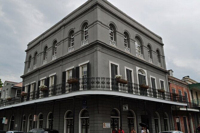 DayWalkers Tour - An In-Depth Look at the DayWalkers Tour