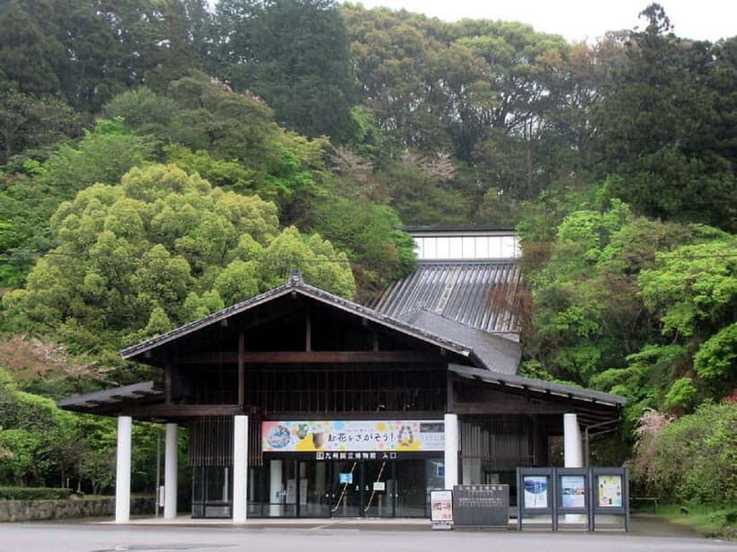 Dazaifu: Shrine, Museum, and Zen Garden Tour with Tea - A balanced, enriching look at Dazaifu