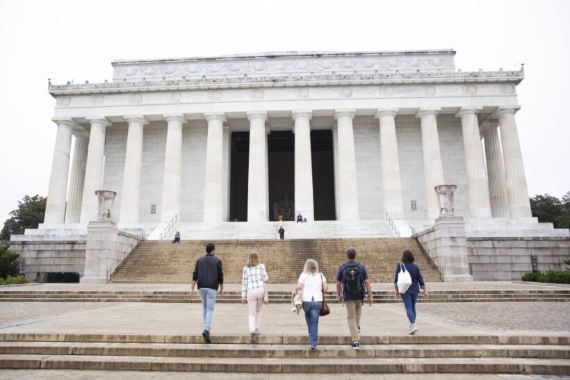 DC: Guided National Mall Tour & Washington Monument Ticket - Who Will Love This Tour?