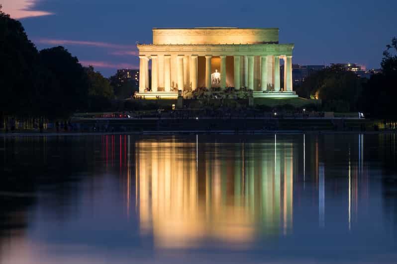DC: Monuments & Memorials Sunset Tour by Open-top Bus - An In-depth Look at the Tour Experience