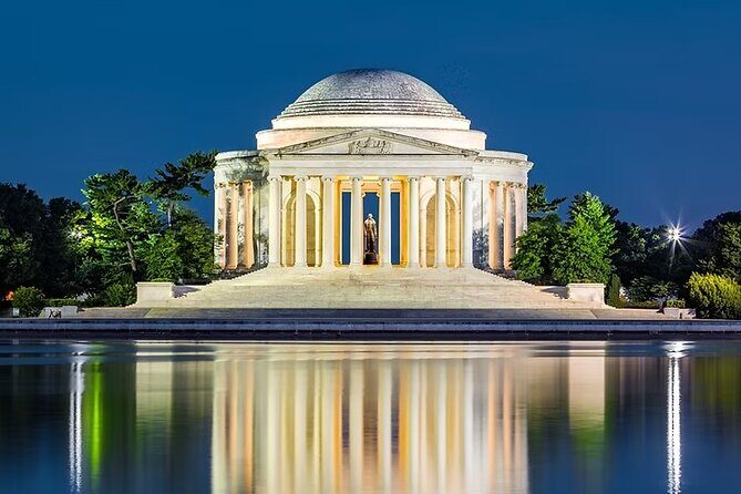 DC Monuments Small Group Guided Night Tour 3 Hours - Experience the Magic of Washington, D.C. at Night