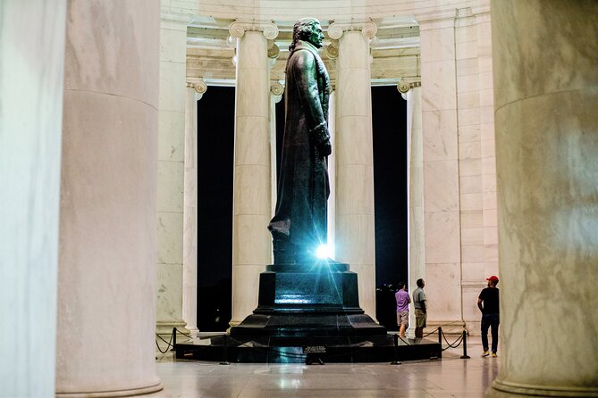 DC Monuments with River Cruise, Cherry Blossoms, Entry Tickets - The Guides and Transportation