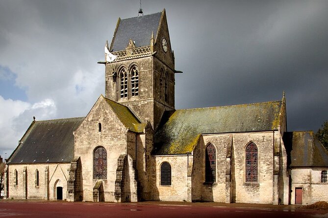 DDAY American Beaches and US Airborne Full Day Tour From Bayeux - Exploring Utah Beach