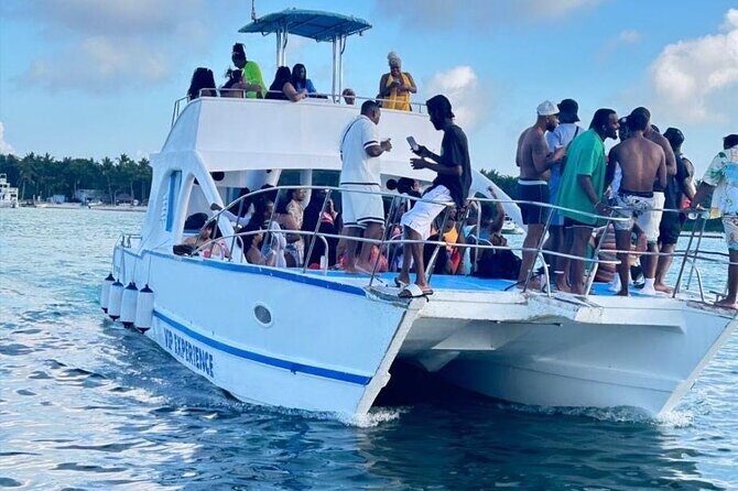 DE Hip Hop Boat Party for Adults and Free Drinks Only - The Itinerary: What to Expect