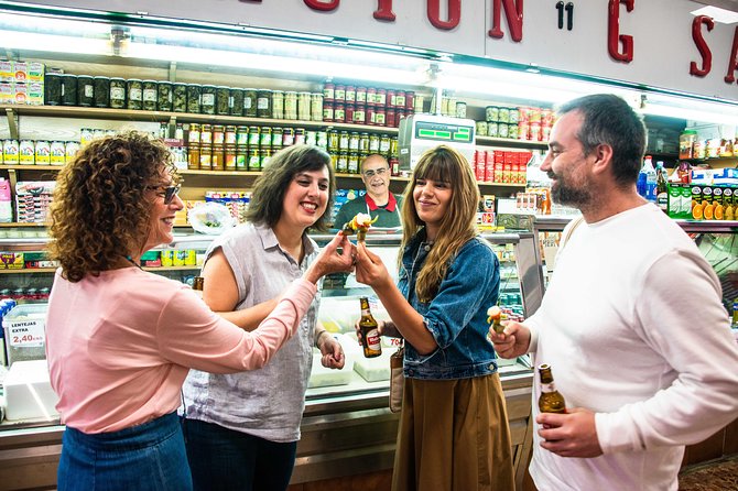De Mercados: A Neighborhood Market and Food Tour - Key Points