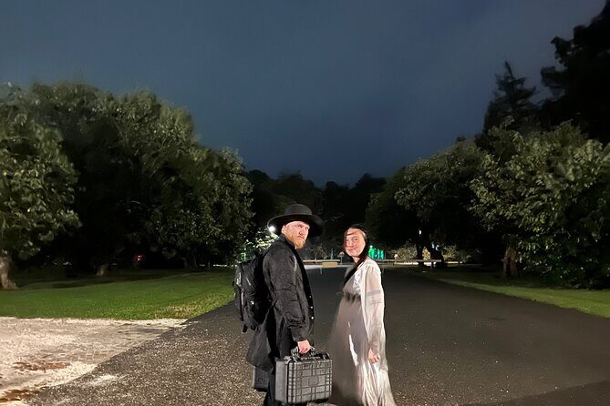 Dead Of Night Ghost Tour in Williamsburg / PARANORMAL EQUIPMENT - The Experience: A Deep Dive into the Dead of Night Tour
