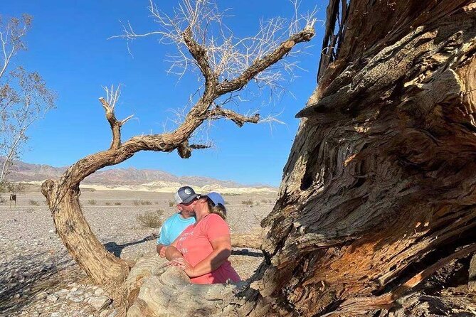 Death Valley Sunset, Stargazing, and Red Rock Overlook Day Tour - Stunning Landscapes and Photography Opportunities