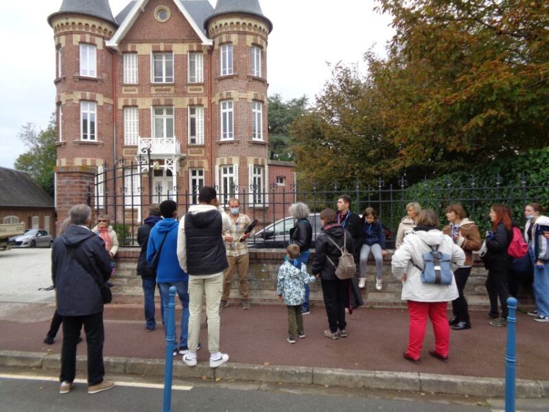 Deauville: Private Walking Tour with a Local in French - Why This Tour Is a Great Choice