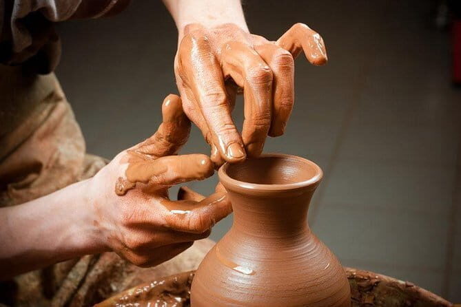 Dehua Ceramic Making Experience and Daixian Waterfall Tour From Xiamen - An In-Depth Look at the Dehua Ceramic Making Experience and Daixian Waterfall Tour From Xiamen