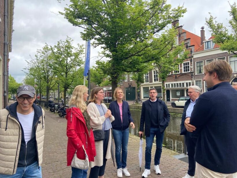 Delft: Half-Day Vermeer Tour with Church and Museum Visit - The Scenic Canals and Hidden Corners