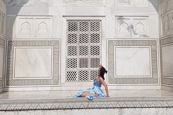 Delhi Agra Same Day Tour By Toyota Luxury Car. - Transportation and Timing