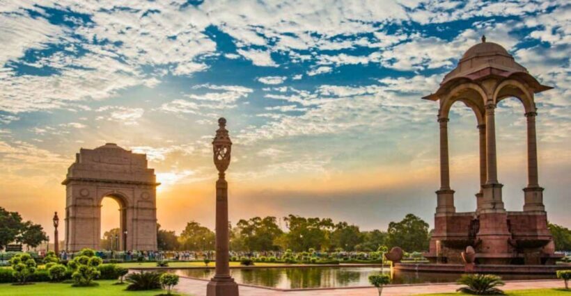 Delhi Airport: Private Guided Layover Delhi City Tour by Car - Key Points