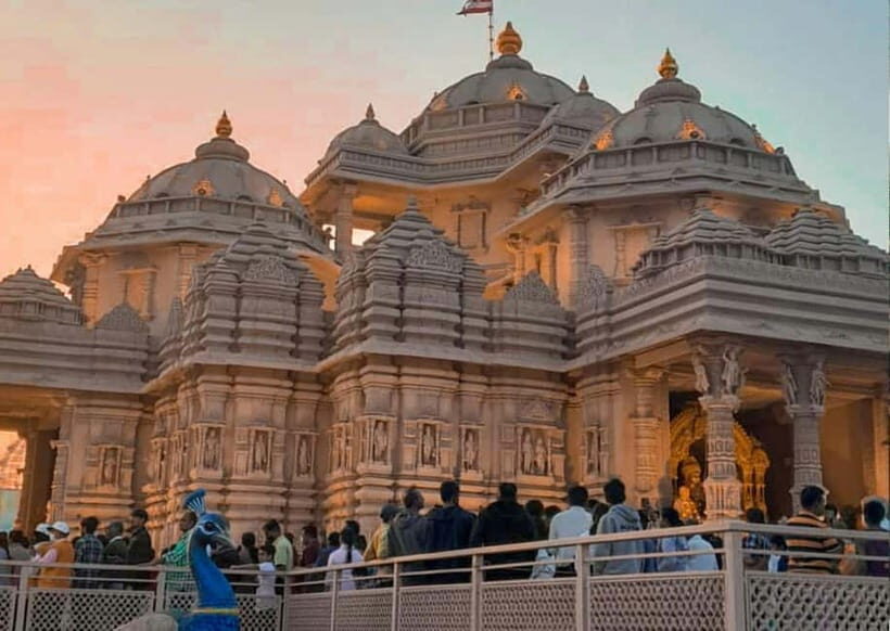 Delhi: Akshardham Temple Guided Walking Tour with a Local - Overview of the Tour Experience