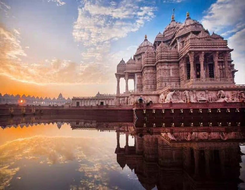 Delhi: Akshardham Temple Tour with Water & Light Show by Car - A Closer Look at the Tour Experience