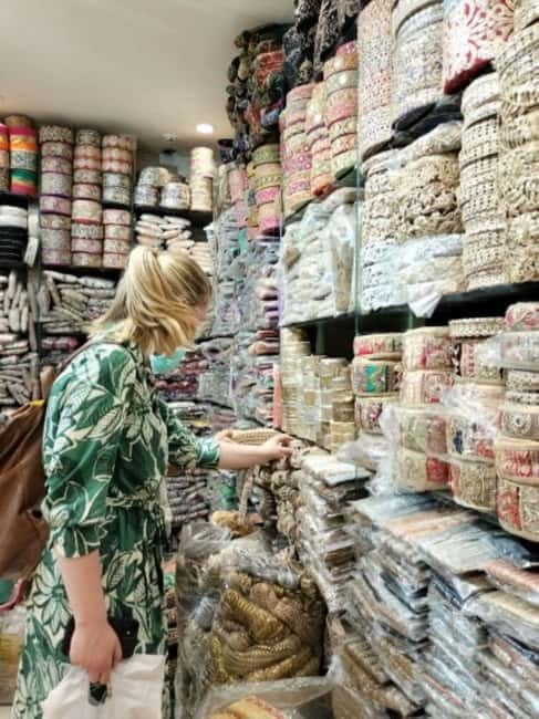 Delhi: Authentic Shoppers Trail Day Tour with Lunch - Practical Tips for Making the Most of Your Day