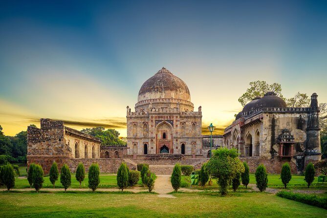 Delhi Best of Monuments Half Day Tour - The Sum Up