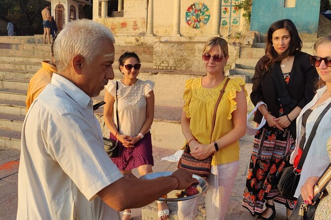 Delhi By Dawn:Secret morning Delhi Tour + Breakfast all inclusive - Civil Lines: Understanding Education & Aspirations