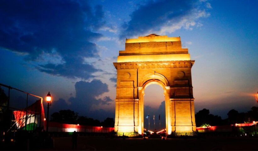 Delhi: Guided City Half-Day Sightseeing Tour - Key Points