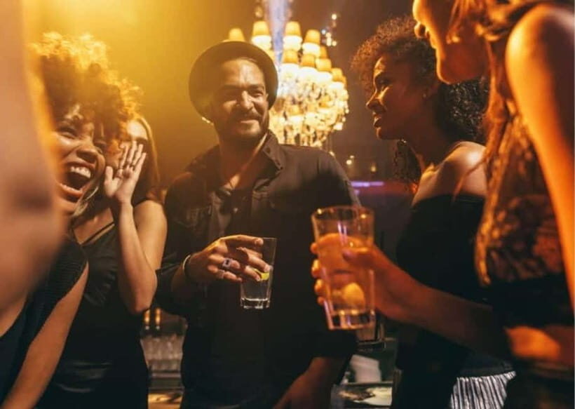 Delhi Guided Pub-Hopping Experience: Walk, Drink & Repeat - What You Can Expect from the Delhi Pub Crawl