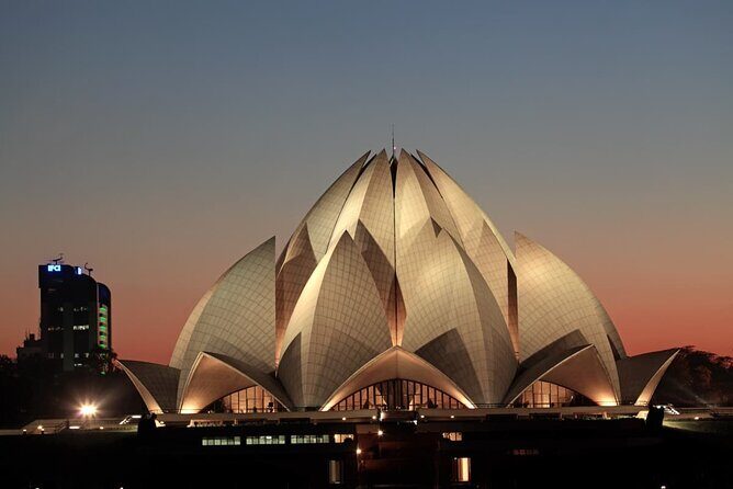 Delhi Heritage Trail: A Full Day Private Tour - Detailed Breakdown of the Itinerary