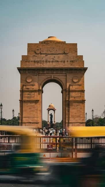 Delhi: India Gate and National War Memorial Walking Tour - Key Points