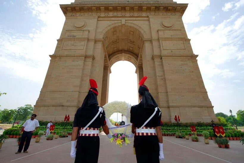 Delhi: India Gate and National War Memorial Walking Tour - Who Should Consider This Tour?