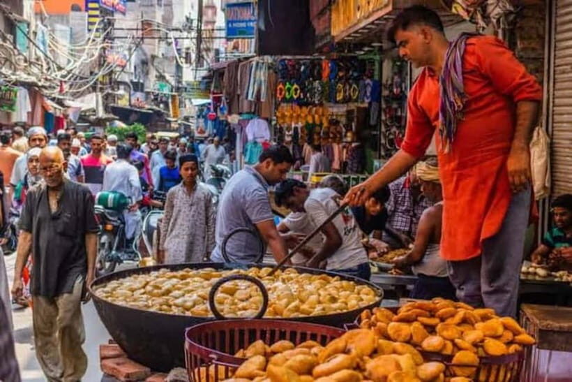 Delhi: Local Food Chandni Chowk & Spices Market Tuk-Tuk Tour - What to Expect from the Delhi Food & Spices Market Tuk-Tuk Tour