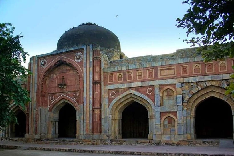 Delhi: Mehrauli Archaeological Park Tour with Hotel Pickup - FAQs