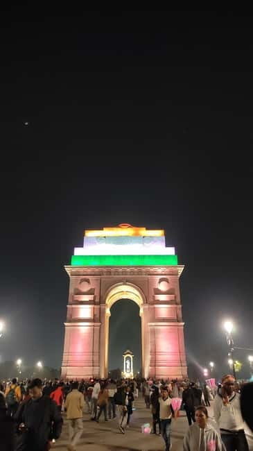 Delhi: Night View Tour with India Gate, Rashtrapati Bhavan - Key Points